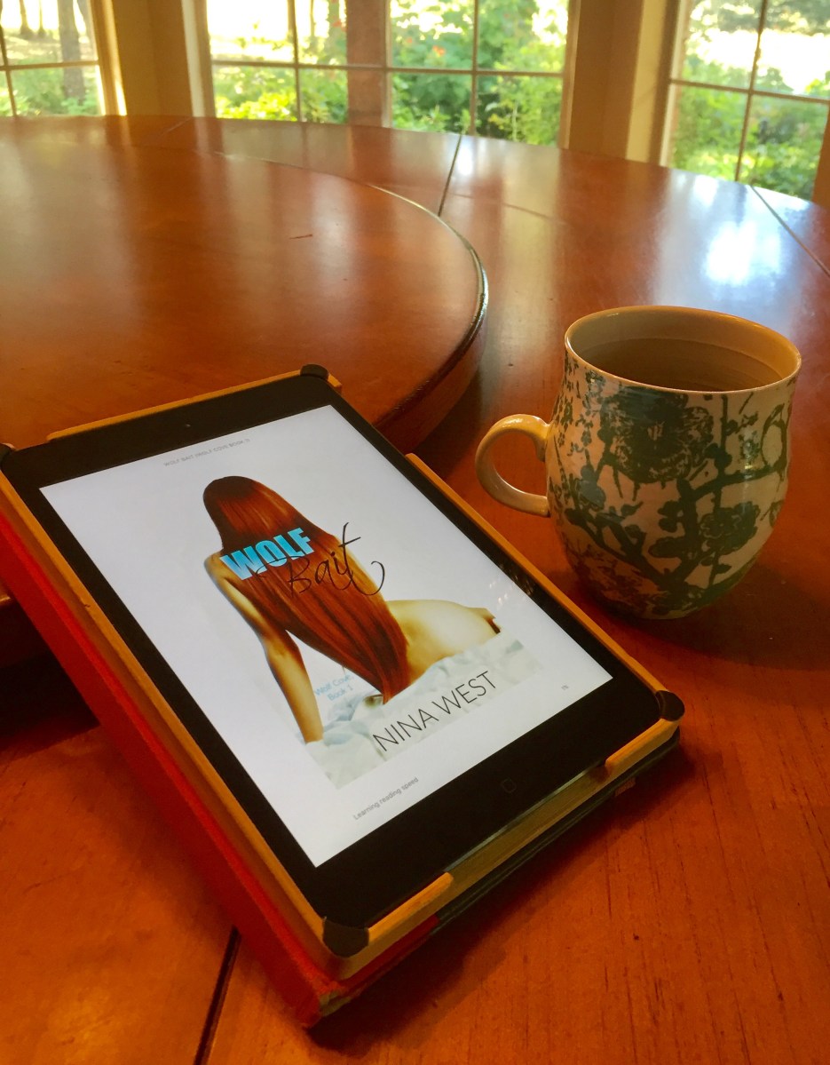 5 Star Review for Wolf Bait (Wolf Cove #1) by Nina West! | DG Book Blog